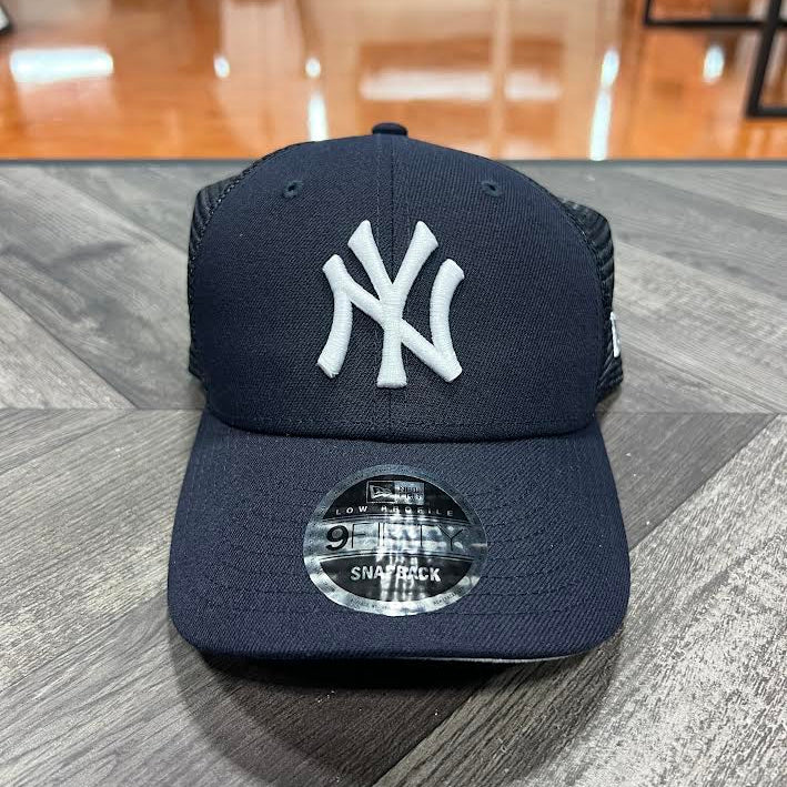 NEW ERA LP950 POLY TRK 24211 NEW YORK YANKEES BLK OTC OSFM – PRIVATE ...