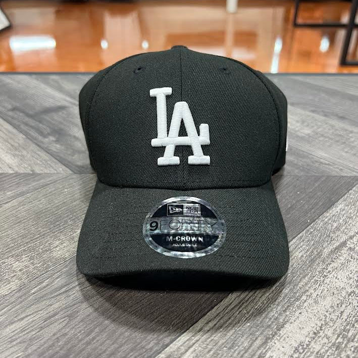 NEW ERA MLB TEAM 940MC LOS DODGERS BLK BLK WHITE OSFM – PRIVATE SNEAKERS