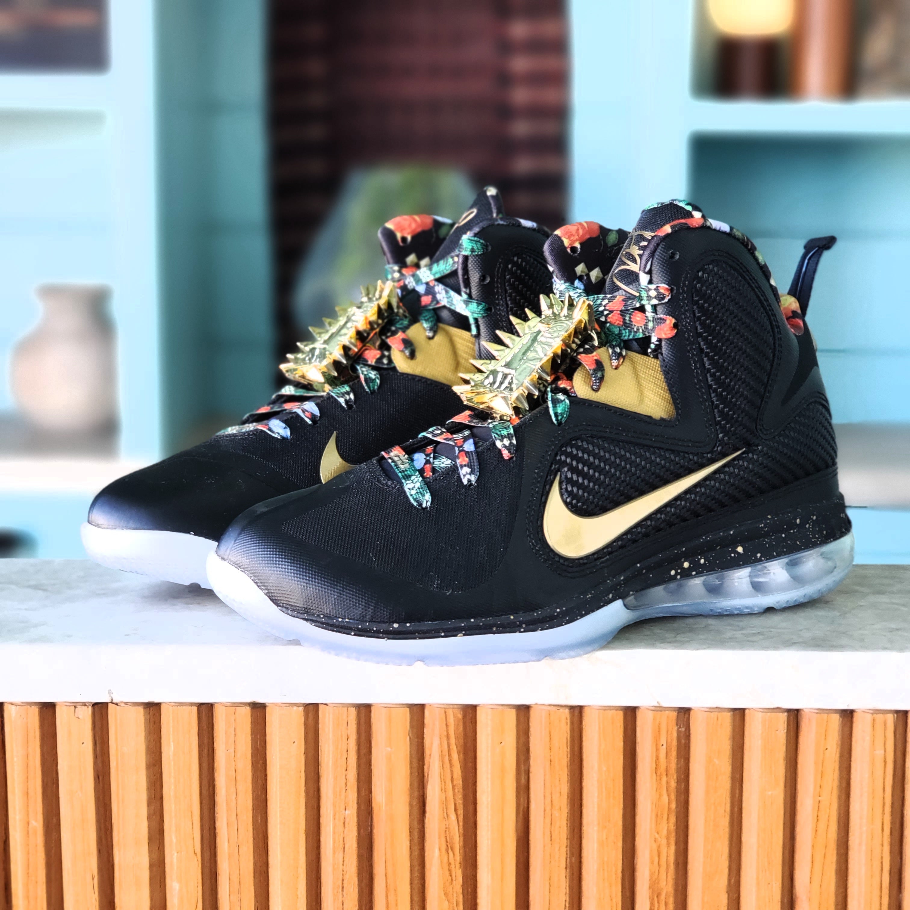 Watch The Throne Lebron 9 Laces